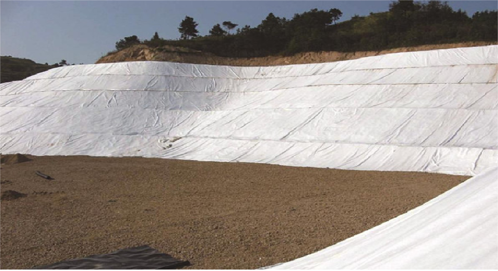 Geotextile Fabric for Retaining Walls: Uses and Benefits